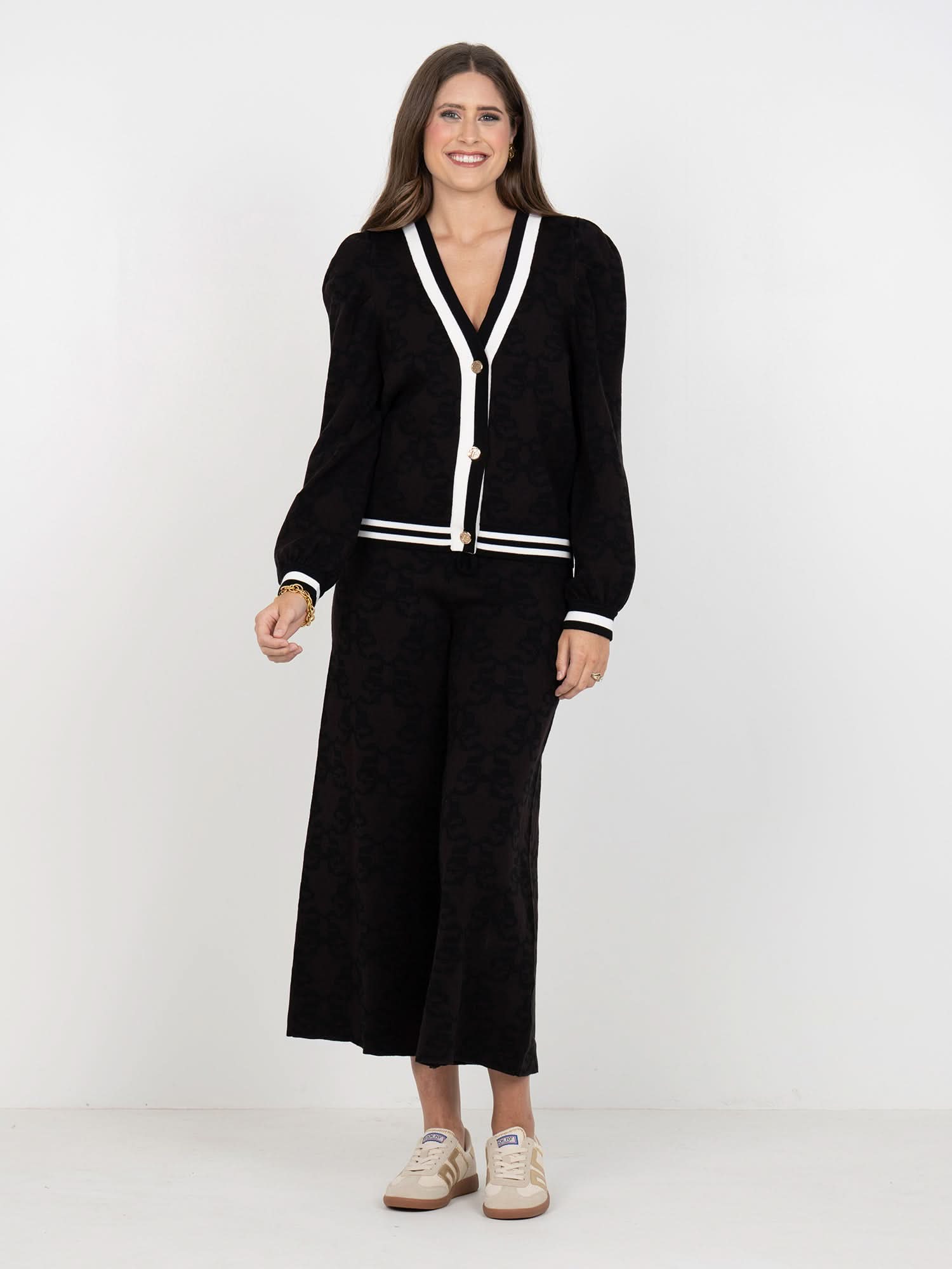 Clara Cardigan in Bow Lattice – Emily McCarthy